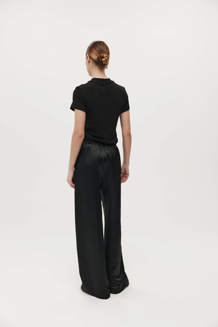 NZ Clothing Designer | Harris Tapper Womenswear – CHAPMANSTORE.CO.NZ