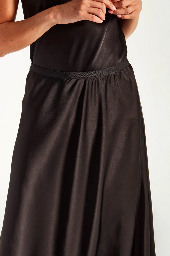 Juliette Hogan | NZ Designers – CHAPMANSTORE.CO.NZ